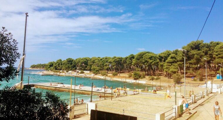 Plaža Valkane, Pula – NikOO.eu